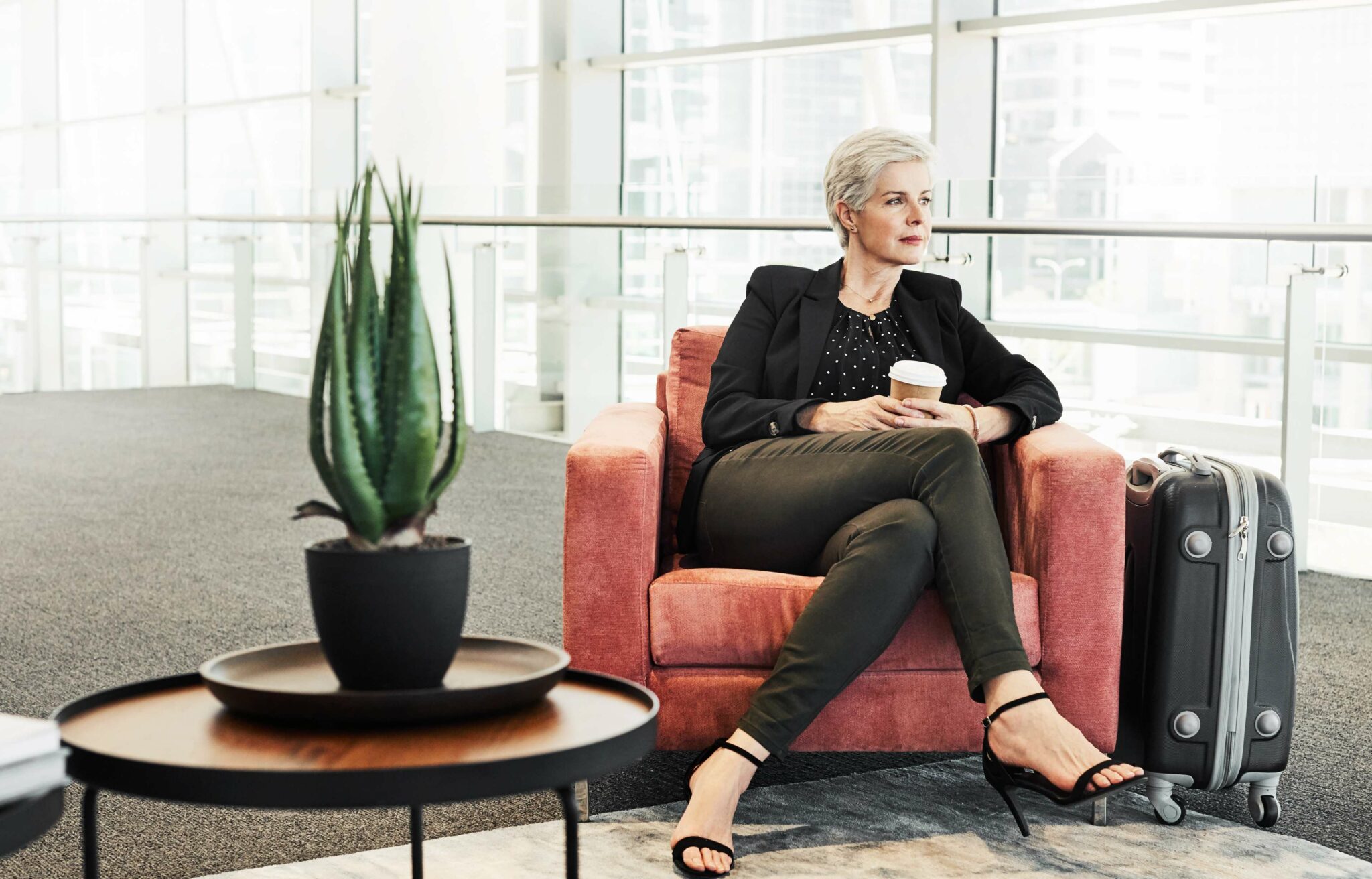 Lounge Key vs Priority Pass: Pick the Perfect Lounge Access