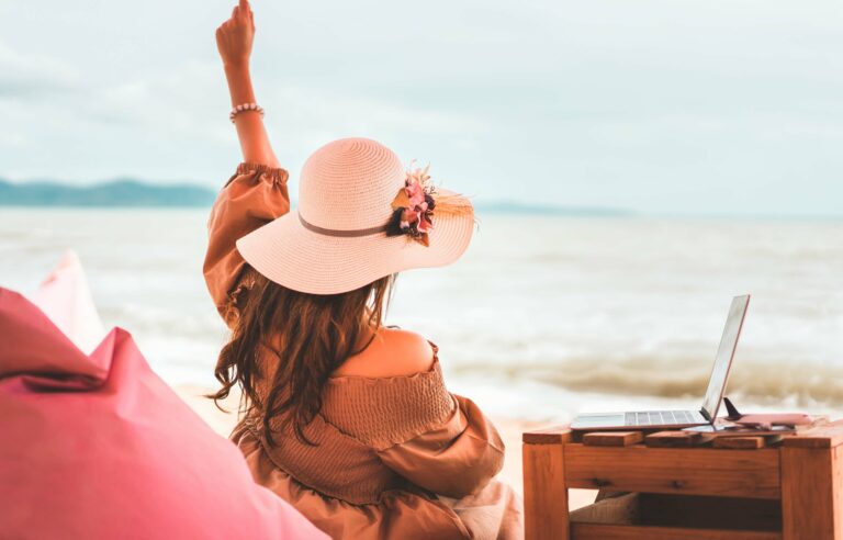The 15 Best Bank Accounts for Digital Nomads in 2026