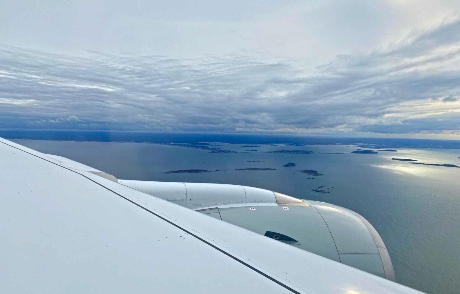 Qatar Airways Flight Review - Journey of Luxury and Comfort