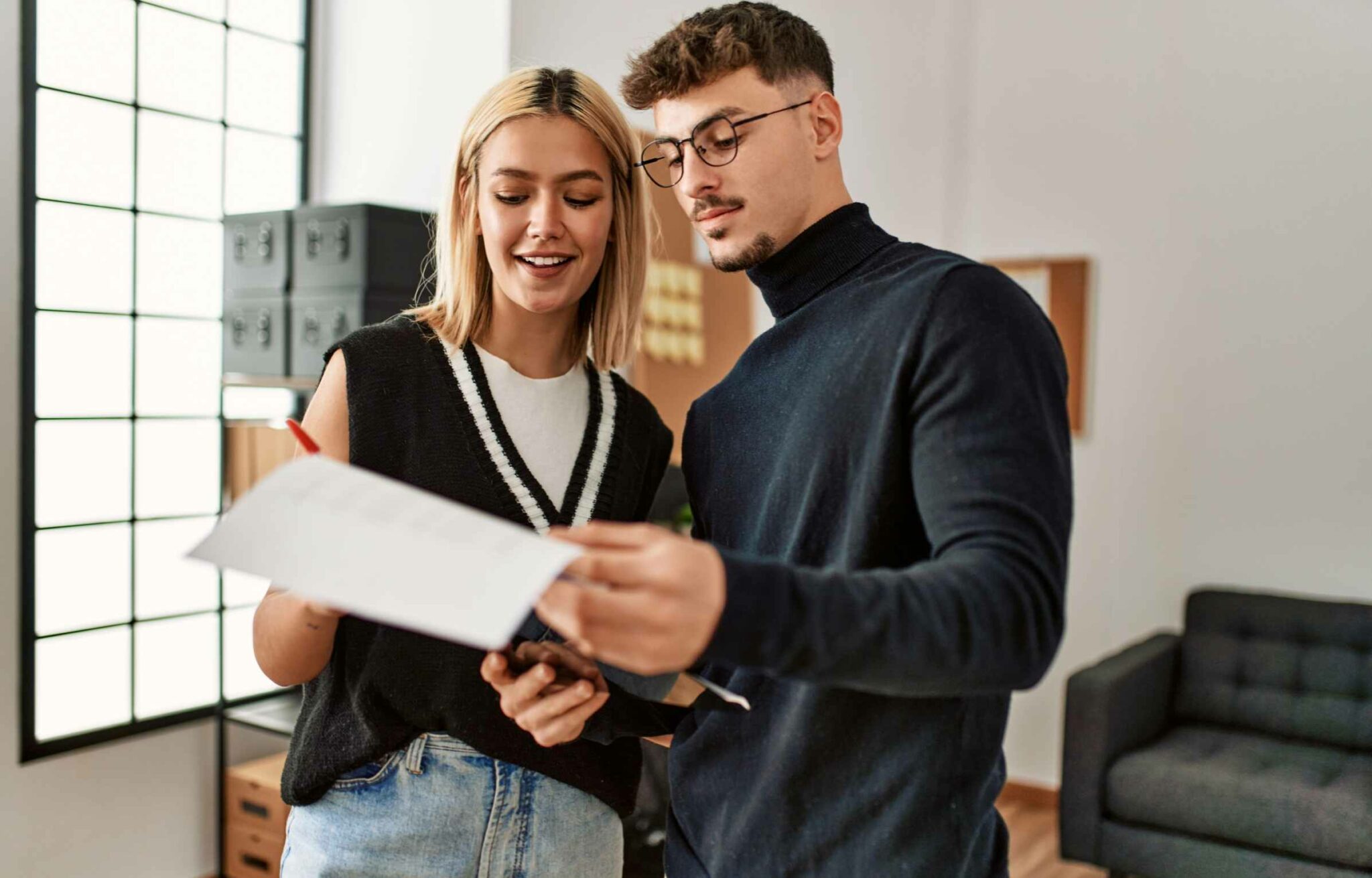 Relocation Bonus vs. Reimbursement: Employer’s Offer Decoded