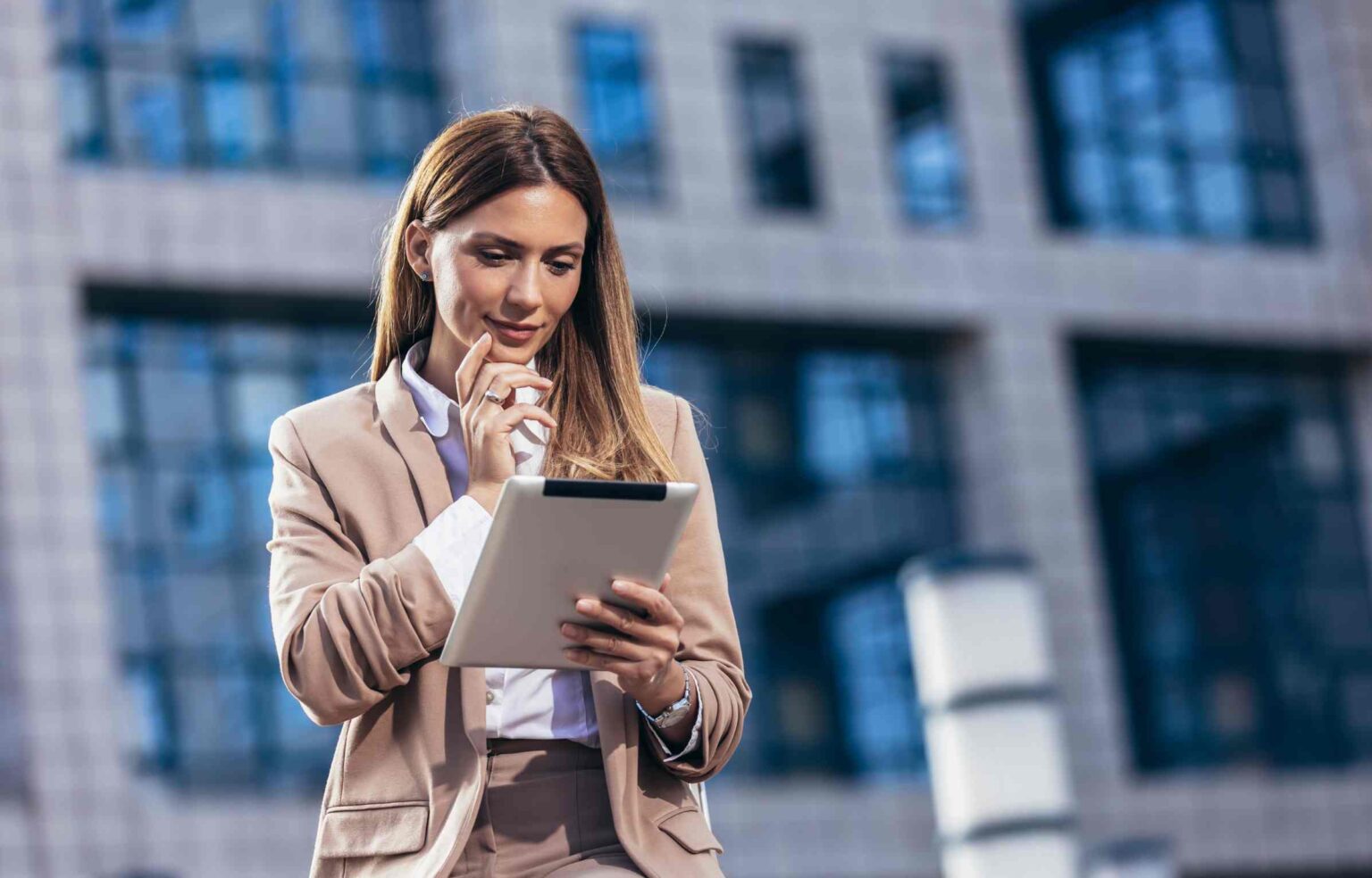 Corporate Relocation Guide 2026: Step-by-Step Checklist